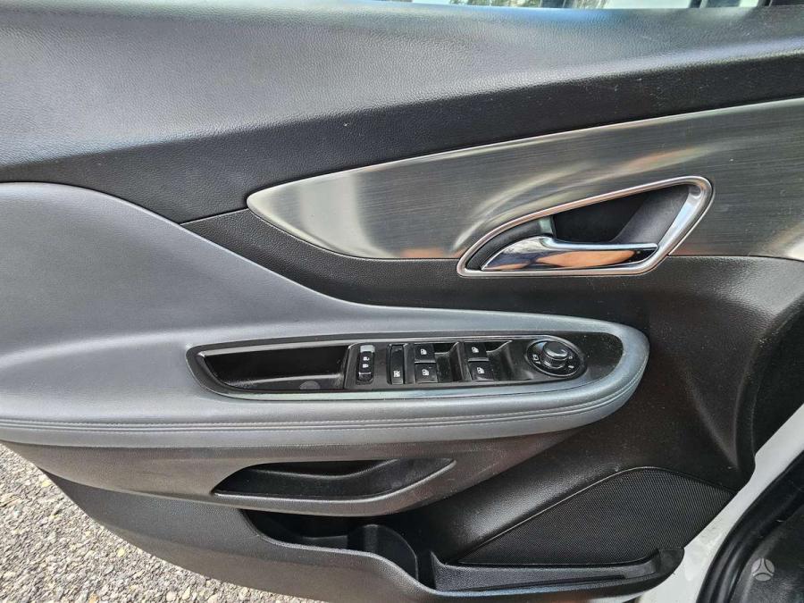 Белый Опель Mokka 2016 в Каунас, объемом двигателя 1.60 л и пробегом 153 тыс. км за 7650 €, фото 39 на AUTOMOTO.COM.LV