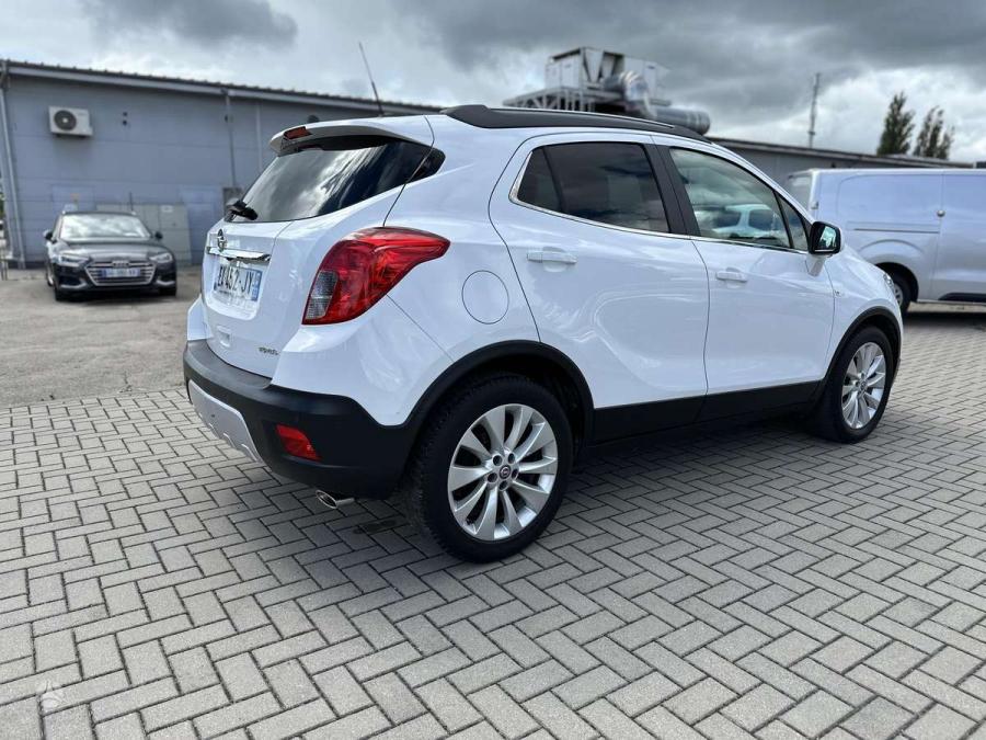 Balts Opel Mokka 2016 Tauragė, ar dzinēja tilpumu 1.36 L un nobraukumu 165 tūkst. km par 6800 €, foto 5 vietnē AUTOMOTO.COM.LV