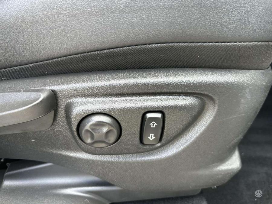 Balts Opel Mokka 2016 Tauragė, ar dzinēja tilpumu 1.36 L un nobraukumu 165 tūkst. km par 6800 €, foto 15 vietnē AUTOMOTO.COM.LV
