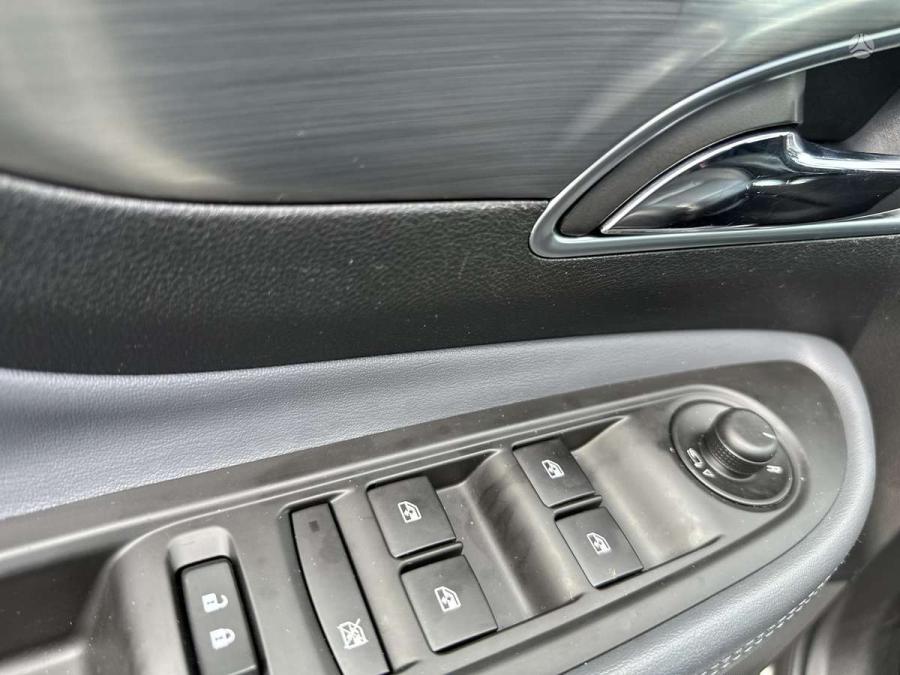 Balts Opel Mokka 2016 Tauragė, ar dzinēja tilpumu 1.36 L un nobraukumu 165 tūkst. km par 6800 €, foto 16 vietnē AUTOMOTO.COM.LV