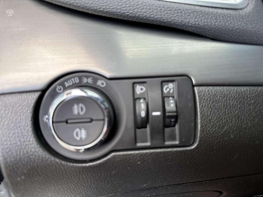 Balts Opel Mokka 2016 Tauragė, ar dzinēja tilpumu 1.36 L un nobraukumu 165 tūkst. km par 6800 €, foto 18 vietnē AUTOMOTO.COM.LV