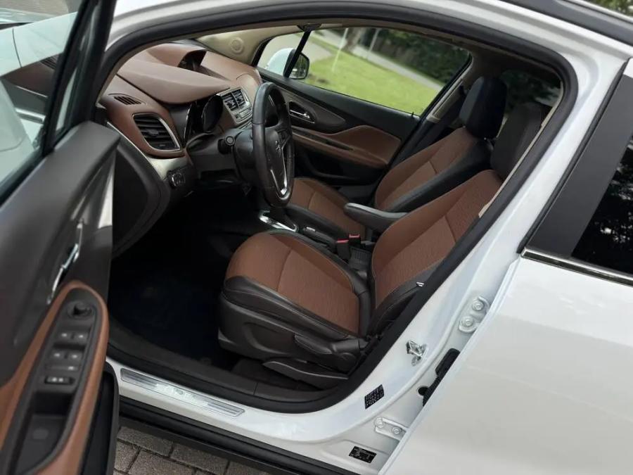 Белый Опель Mokka 2016 в Юрмала, объемом двигателя 1.60 л и пробегом 172 тыс. км за 7750 €, фото 14 на AUTOMOTO.COM.LV