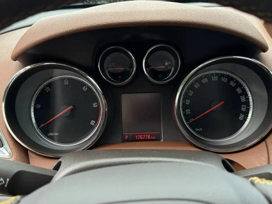 Белый Опель Mokka 2016 в Юрмала, объемом двигателя 1.60 л и пробегом 172 тыс. км за 7750 €, фото 21 на AUTOMOTO.COM.LV