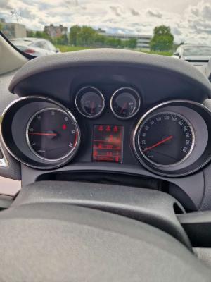 Balts Opel Mokka 2016 Jonava, ar dzinēja tilpumu 1.60 L un nobraukumu 207 tūkst. km par 7299 €, foto 10 vietnē AUTOMOTO.COM.LV
