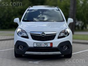 White Opel Mokka 2016 in Jurmala, with an engine capacity of 1.60 L and mileage of 172 thousand km for 7750 €, photo 6 on AUTOMOTO.COM.LV