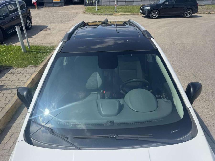 White Opel Mokka 2016 in Kaunas, with an engine capacity of 1.60 L and mileage of 221 thousand km for 6850 €, photo 8 on AUTOMOTO.COM.LV