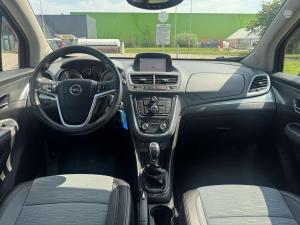 White Opel Mokka 2016 in Kaunas, with an engine capacity of 1.60 L and mileage of 221 thousand km for 6850 €, photo 9 on AUTOMOTO.COM.LV