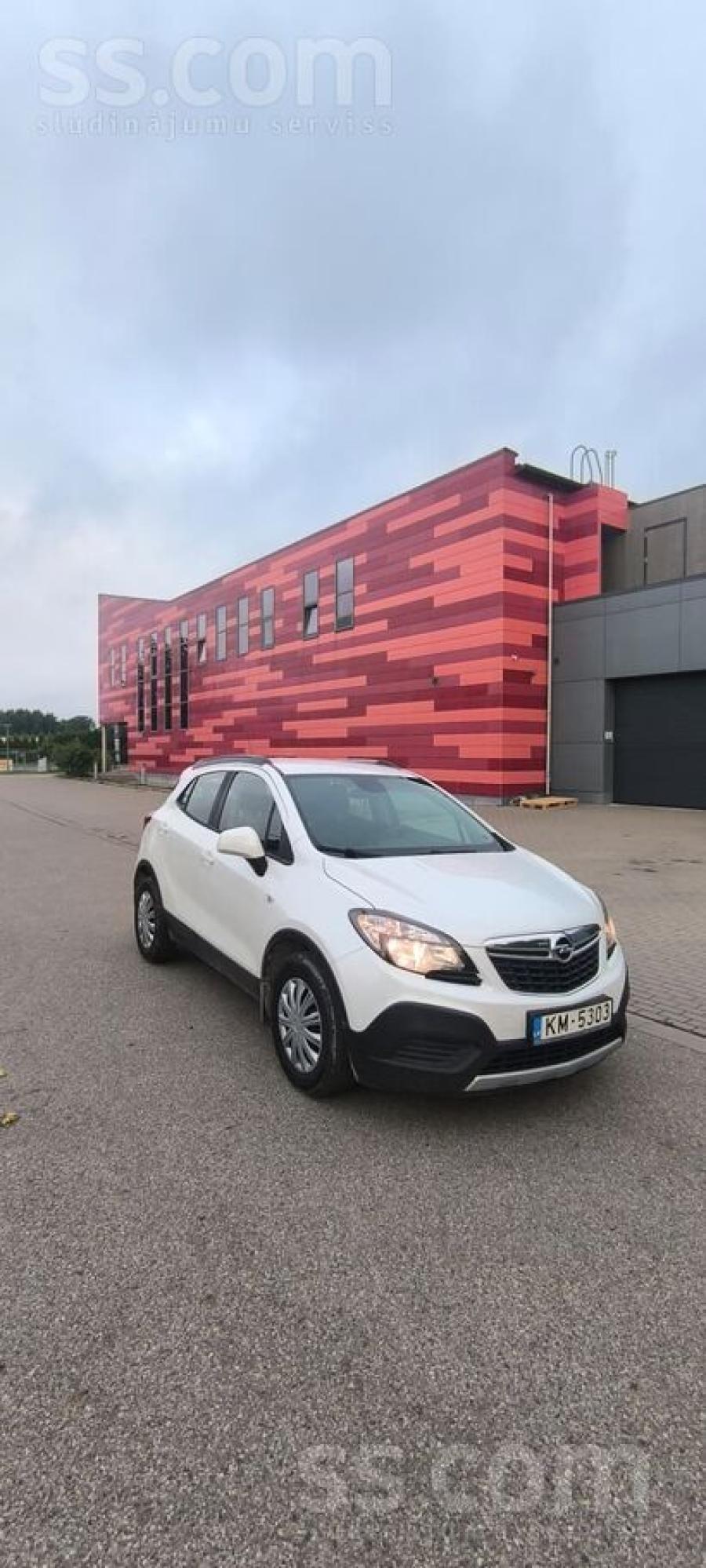Белый Опель Mokka 2016 в Рига, объемом двигателя 1.60 л и пробегом 136 тыс. км за 6000 €, фото 3 на AUTOMOTO.COM.LV