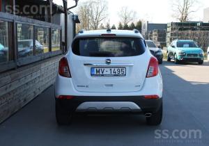 White Opel Mokka 2017 in Riga, with an engine capacity of 1.60 L and mileage of 0 thousand km for 8450 €, photo 3 on AUTOMOTO.COM.LV