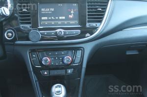 White Opel Mokka 2017 in Riga, with an engine capacity of 1.60 L and mileage of 0 thousand km for 8450 €, photo 17 on AUTOMOTO.COM.LV