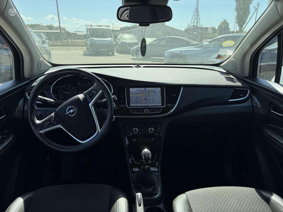 Белый Опель Mokka 2017 в Таураге, объемом двигателя 1.60 л и пробегом 223 тыс. км за 6500 €, фото 10 на AUTOMOTO.COM.LV