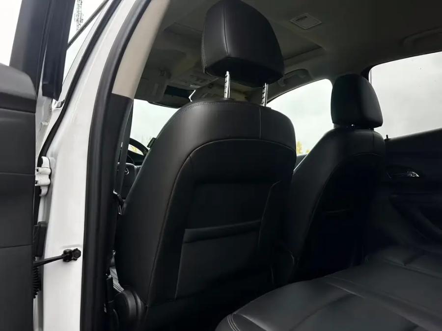 Белый Опель Mokka 2019 в Елгава, объемом двигателя 1.60 л и пробегом 135 тыс. км за 12400 €, фото 17 на AUTOMOTO.COM.LV