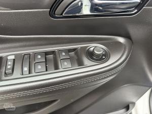 Balts Opel Mokka 2021 Plungė, ar dzinēja tilpumu 1.40 L un nobraukumu 167 tūkst. km par 12750 €, foto 19 vietnē AUTOMOTO.COM.LV
