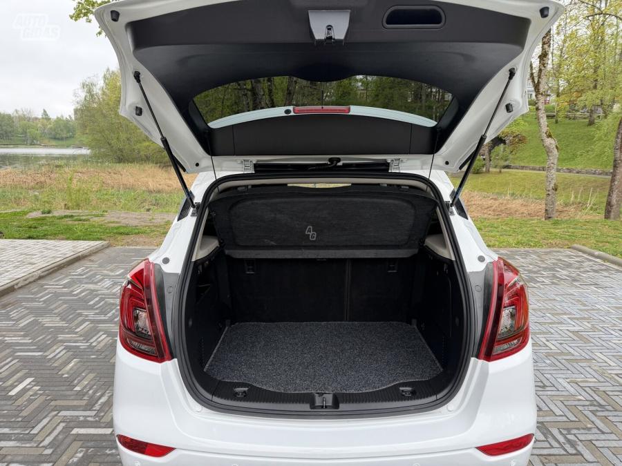 Balts Opel Mokka 2021 Plungė, ar dzinēja tilpumu 1.40 L un nobraukumu 167 tūkst. km par 12750 €, foto 20 vietnē AUTOMOTO.COM.LV