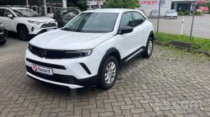 White Opel Mokka 2021 in Riga, with an engine capacity of 1.50 L and mileage of 117 thousand km for 13450 €, photo 3 on AUTOMOTO.COM.LV