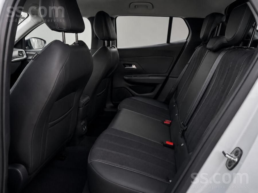White Opel Mokka 2021 in Riga, with an engine capacity of 1.40 L and mileage of 70 thousand km for 17500 €, photo 6 on AUTOMOTO.COM.LV