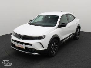 Белый Опель Mokka 2022 в Вильнюс, объемом двигателя 1.20 л и пробегом 156 тыс. км за 15199 €, фото  на AUTOMOTO.COM.LV