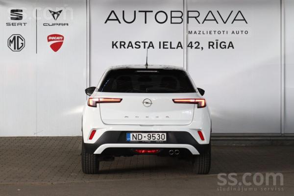 White Opel Mokka 2022 in Riga, with an engine capacity of 1.20 L and mileage of 68 thousand km for 15490 €, photo 7 on AUTOMOTO.COM.LV