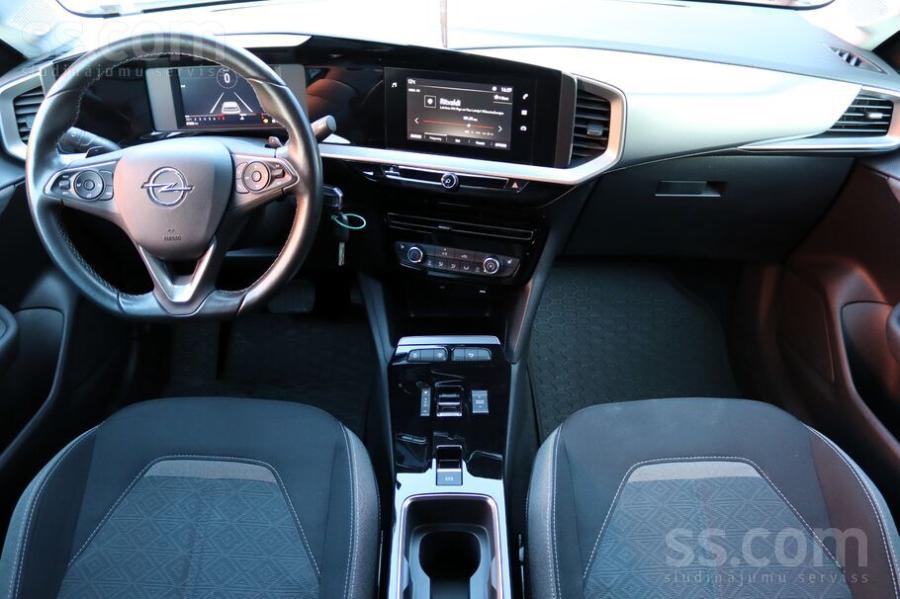 White Opel Mokka 2022 in Riga, with an engine capacity of 1.20 L and mileage of 68 thousand km for 15490 €, photo 11 on AUTOMOTO.COM.LV