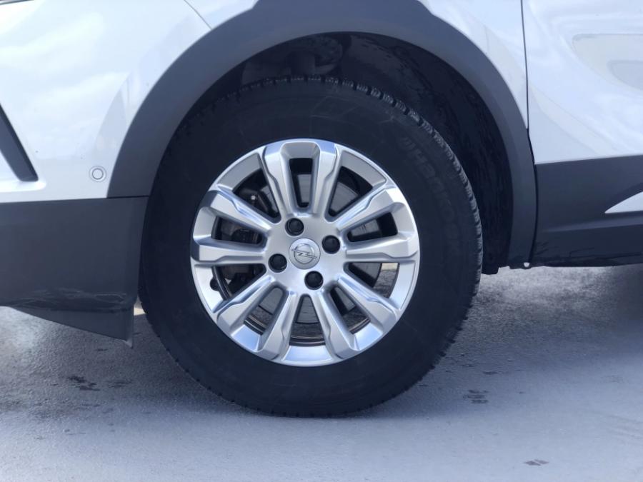 White Opel Mokka 2022 in Riga, with an engine capacity of 0.00 L and mileage of 78 thousand km for 14900 €, photo 20 on AUTOMOTO.COM.LV