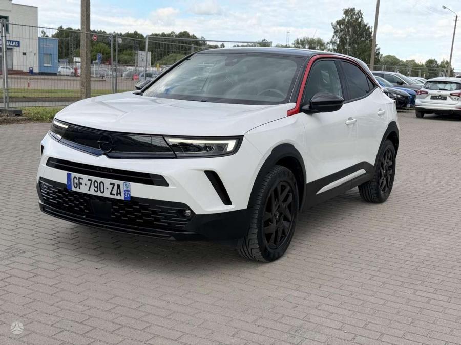 Balts Opel Mokka 2022 Marijampole, ar dzinēja tilpumu 1.20 L un nobraukumu 88 tūkst. km par 14157 €, foto 1 vietnē AUTOMOTO.COM.LV