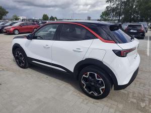 Белый Опель Mokka 2022 в Таураге, объемом двигателя 1.20 л и пробегом 130 тыс. км за 12463 €, фото 5 на AUTOMOTO.COM.LV