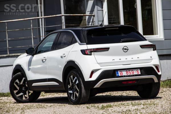 Белый Опель Mokka 2022 в Тукумс, объемом двигателя 1.40 л и пробегом 81 тыс. км за 18500 €, фото 4 на AUTOMOTO.COM.LV