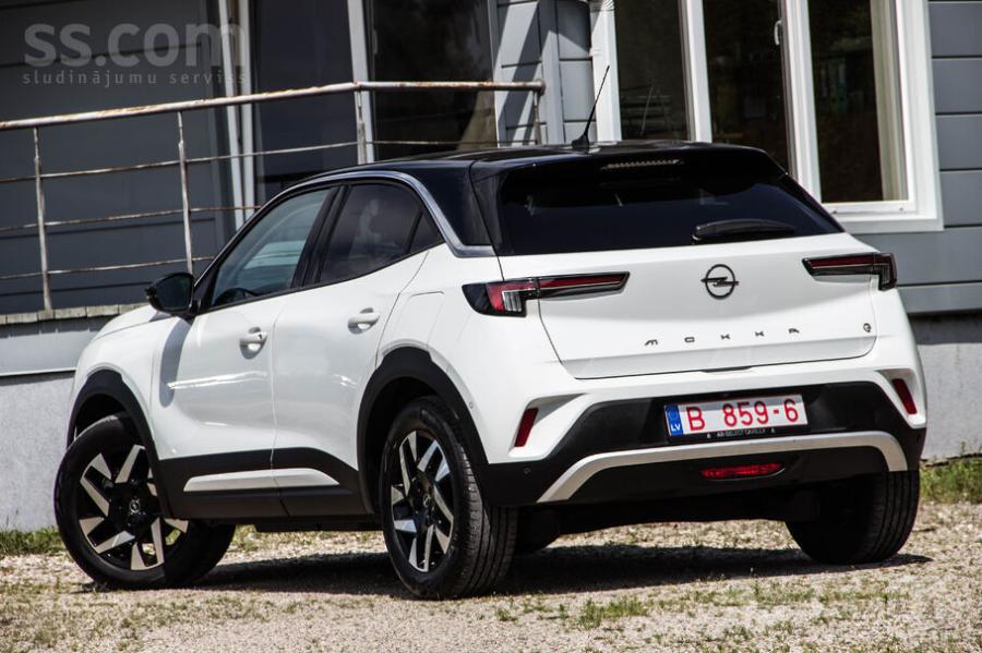 Белый Опель Mokka 2022 в Тукумс, объемом двигателя 1.40 л и пробегом 81 тыс. км за 18500 €, фото 5 на AUTOMOTO.COM.LV