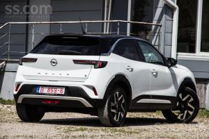 Белый Опель Mokka 2022 в Тукумс, объемом двигателя 1.40 л и пробегом 81 тыс. км за 18500 €, фото 6 на AUTOMOTO.COM.LV