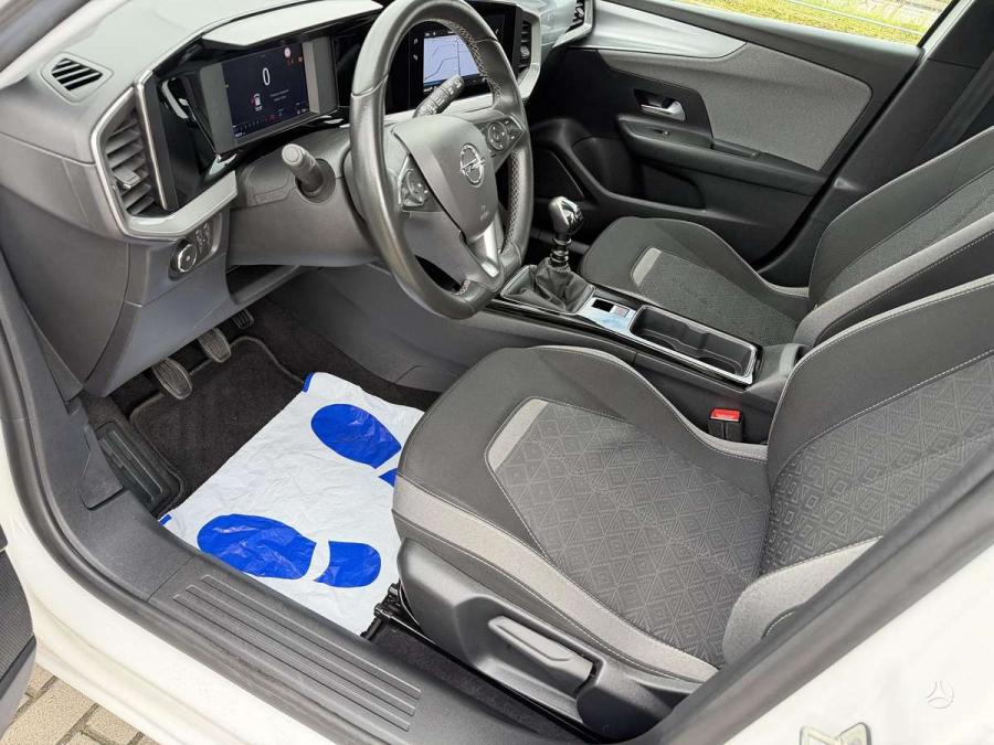 Белый Опель Mokka 2022 в Мариямполе, объемом двигателя 1.20 л и пробегом 128 тыс. км за 11979 €, фото 20 на AUTOMOTO.COM.LV