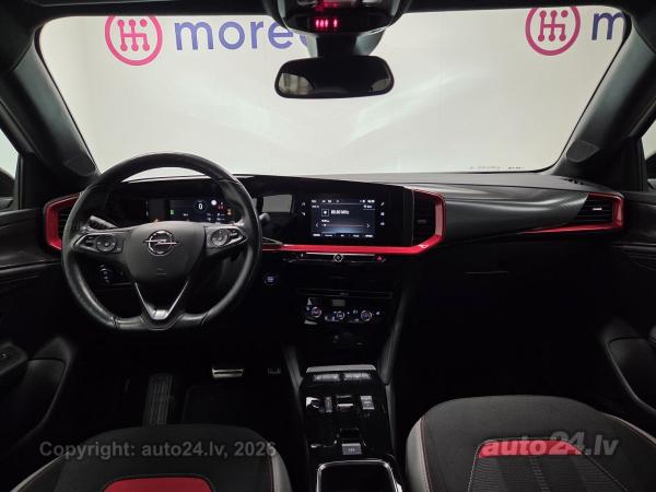 Balts Opel Mokka 2023 Tallina, ar dzinēja tilpumu 1.20 L un nobraukumu 25 tūkst. km par 18900 €, foto 8 vietnē AUTOMOTO.COM.LV