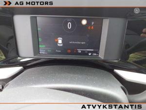 White Opel Mokka 2023 in Vilnius, with an engine capacity of 0.00 L and mileage of 42 thousand km for 15750 €, photo 6 on AUTOMOTO.COM.LV