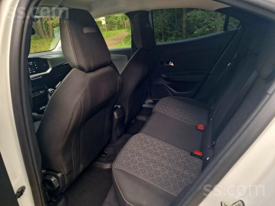 Balts Opel Mokka 2023 Rīga, ar dzinēja tilpumu 1.50 L un nobraukumu 85 tūkst. km par 13400 €, foto 16 vietnē AUTOMOTO.COM.LV