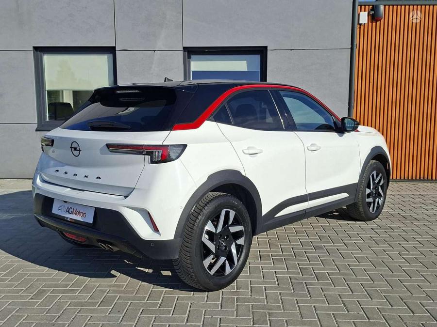 Белый Опель Mokka 2023 в Вильнюс, объемом двигателя 1.20 л и пробегом 100 тыс. км за 15750 €, фото 5 на AUTOMOTO.COM.LV