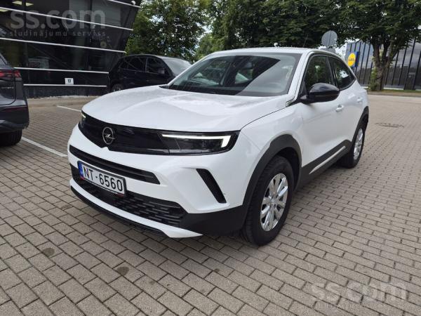 Balts Opel Mokka 2024 Rīga, ar dzinēja tilpumu 1.50 L un nobraukumu 57 tūkst. km par 15800 €, foto 1 vietnē AUTOMOTO.COM.LV