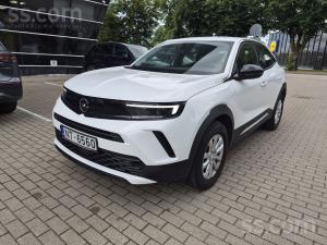 Balts Opel Mokka 2024 Rīga, ar dzinēja tilpumu 1.50 L un nobraukumu 57 tūkst. km par 15800 €, foto  vietnē AUTOMOTO.COM.LV