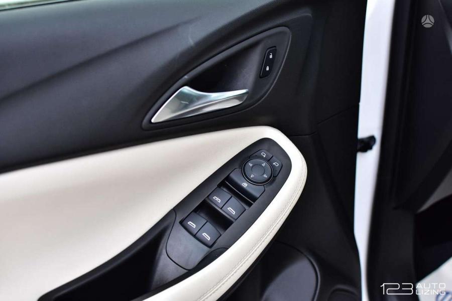 Белый Опель Mokka 2024 в Кретинга, объемом двигателя 1.30 л и пробегом 7 тыс. км за 17999 €, фото 13 на AUTOMOTO.COM.LV