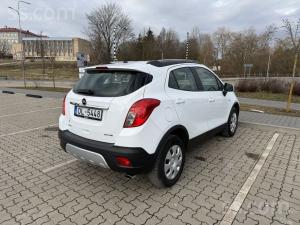 White Opel Mokka 2013 in Saldus, with an engine capacity of 1.70 L and mileage of 243 thousand km for 5590 €, photo 8 on AUTOMOTO.COM.LV