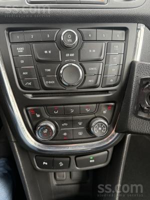 White Opel Mokka 2013 in Saldus, with an engine capacity of 1.70 L and mileage of 243 thousand km for 5590 €, photo 16 on AUTOMOTO.COM.LV