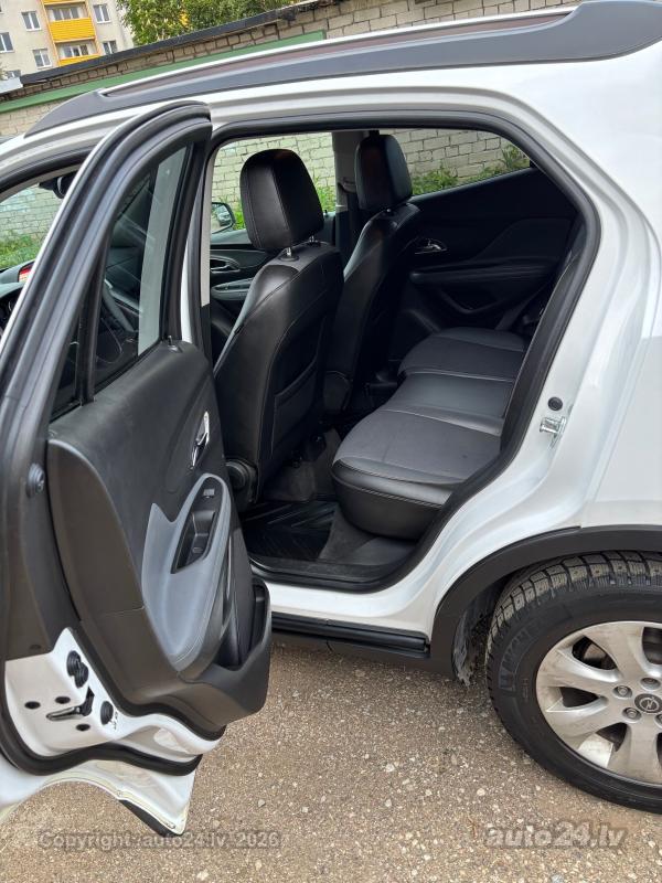 White Opel Mokka 2014 in Tallinn, with an engine capacity of 1.70 L and mileage of 285 thousand km for 6450 €, photo 10 on AUTOMOTO.COM.LV