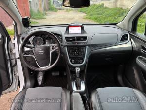 Balts Opel Mokka 2014 Tallina, ar dzinēja tilpumu 1.70 L un nobraukumu 285 tūkst. km par 6450 €, foto 12 vietnē AUTOMOTO.COM.LV