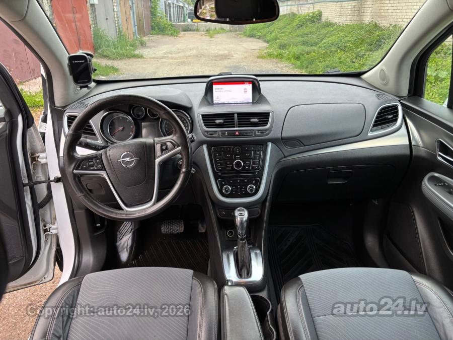 Balts Opel Mokka 2014 Tallina, ar dzinēja tilpumu 1.70 L un nobraukumu 285 tūkst. km par 6450 €, foto 12 vietnē AUTOMOTO.COM.LV