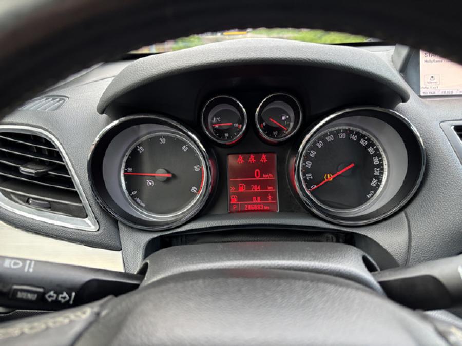 Белый Опель Mokka 2014 в Таллин, объемом двигателя 0.00 л и пробегом 285 тыс. км за 6450 €, фото 13 на AUTOMOTO.COM.LV