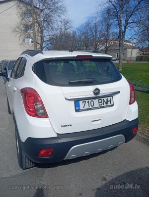 Balts Opel Mokka 2015 Kehra, ar dzinēja tilpumu 1.60 L un nobraukumu 109 tūkst. km par 7850 €, foto 14 vietnē AUTOMOTO.COM.LV