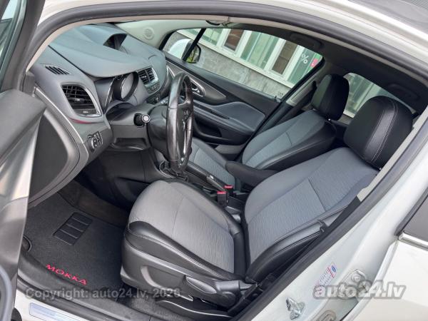 White Opel Mokka 2015 in Tallinn, with an engine capacity of 1.70 L and mileage of 259 thousand km for 4950 €, photo 11 on AUTOMOTO.COM.LV