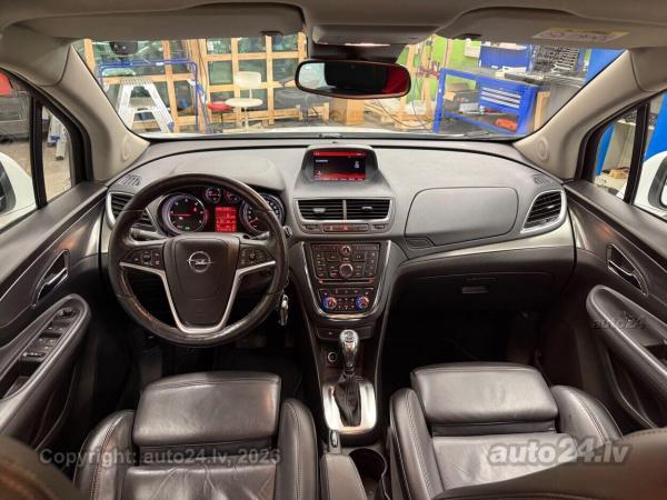 Balts Opel Mokka 2016 Tallina, ar dzinēja tilpumu 1.60 L un nobraukumu 151 tūkst. km par 8999 €, foto 10 vietnē AUTOMOTO.COM.LV