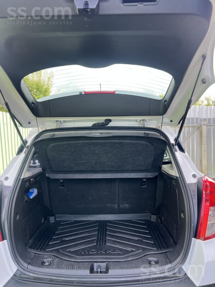 Balts Opel Mokka 2016 Rīga, ar dzinēja tilpumu 1.60 L un nobraukumu 245 tūkst. km par 5500 €, foto 6 vietnē AUTOMOTO.COM.LV