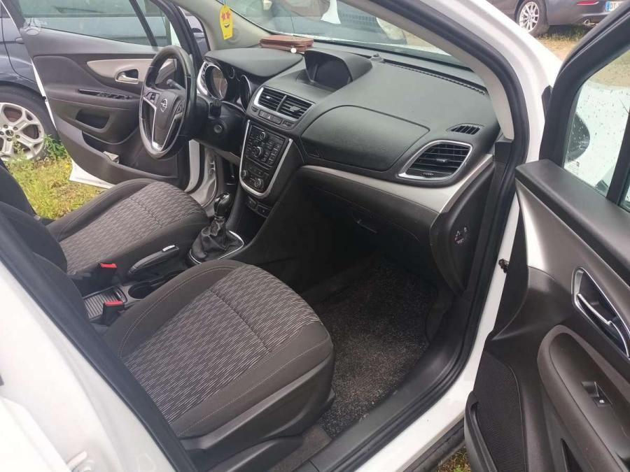 Balts Opel Mokka 2016 Tauragė, ar dzinēja tilpumu 1.60 L un nobraukumu 164 tūkst. km par 5200 €, foto 10 vietnē AUTOMOTO.COM.LV