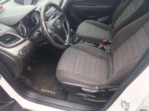 Balts Opel Mokka 2016 Tauragė, ar dzinēja tilpumu 1.60 L un nobraukumu 164 tūkst. km par 5200 €, foto 12 vietnē AUTOMOTO.COM.LV
