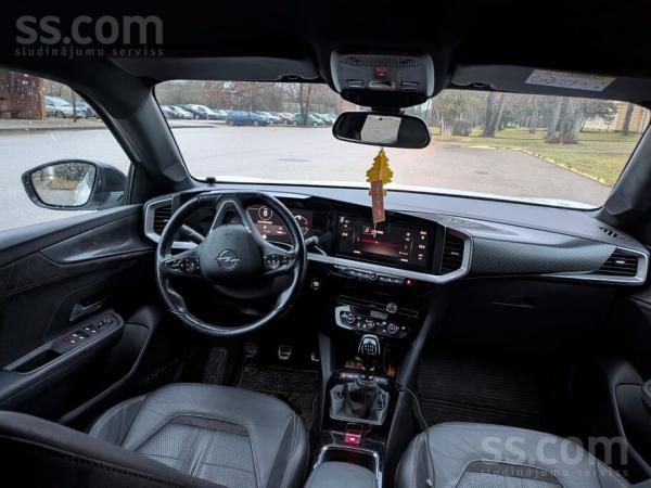 Белый Опель Mokka 2021 в Цесис, объемом двигателя 1.50 л и пробегом 90 тыс. км за 16500 €, фото 5 на AUTOMOTO.COM.LV